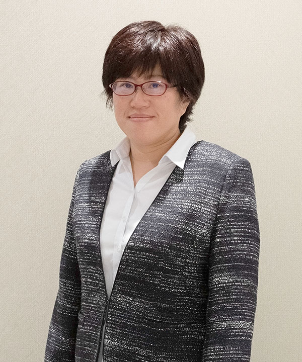 Staff｜Premium quality condominium offered by MITSUBISHI ESTATE RESIDENCE